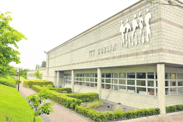 Coláiste Bride goes viral with their historic aerial photograph of ...