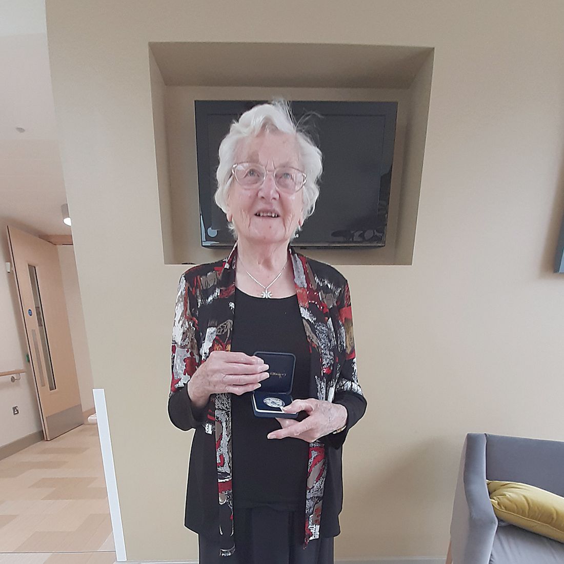 106 year-old Máirín has a background in chemistry and experimental ...