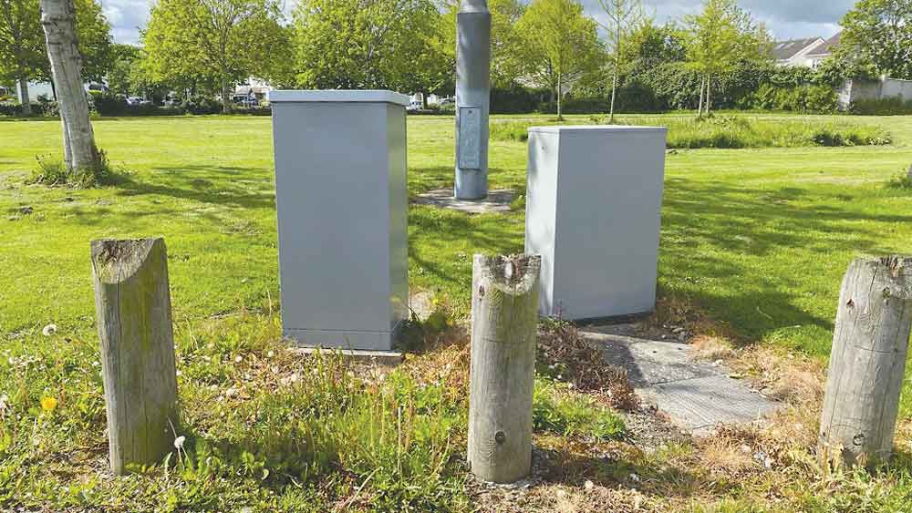 Artistic tribute to legend Paddy Drac painted over by mistake | Echo.ie