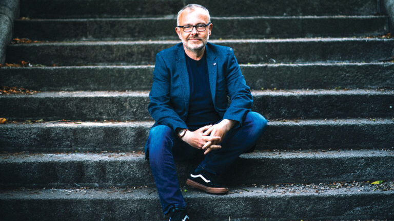 Familiar Voice: Crumlin DJ Rick O'Shea presents 'Daytime Gold' on RTE ...