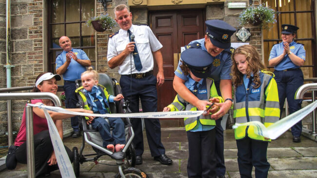 Over 5,000 spill onto village streets for cultural festival | Echo.ie