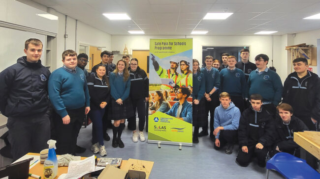 Students complete Safe Pass training | Echo.ie